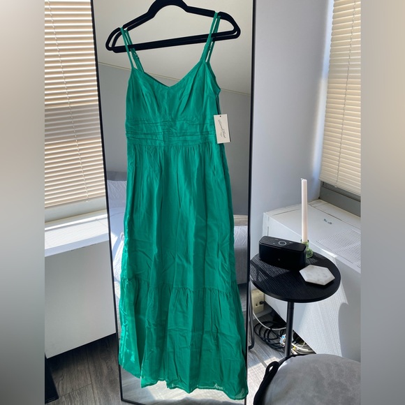 Universal Thread | Dresses | Universal Thread Nwt Emerald Green Tiered ...